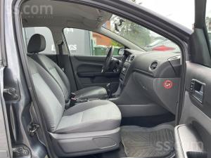 Pelēks Ford Focus 2005 Talsi, ar dzinēja tilpumu 1.60 L un nobraukumu 326 tūkst. km par 1650 €, foto 9 vietnē AUTOMOTO.COM.LV