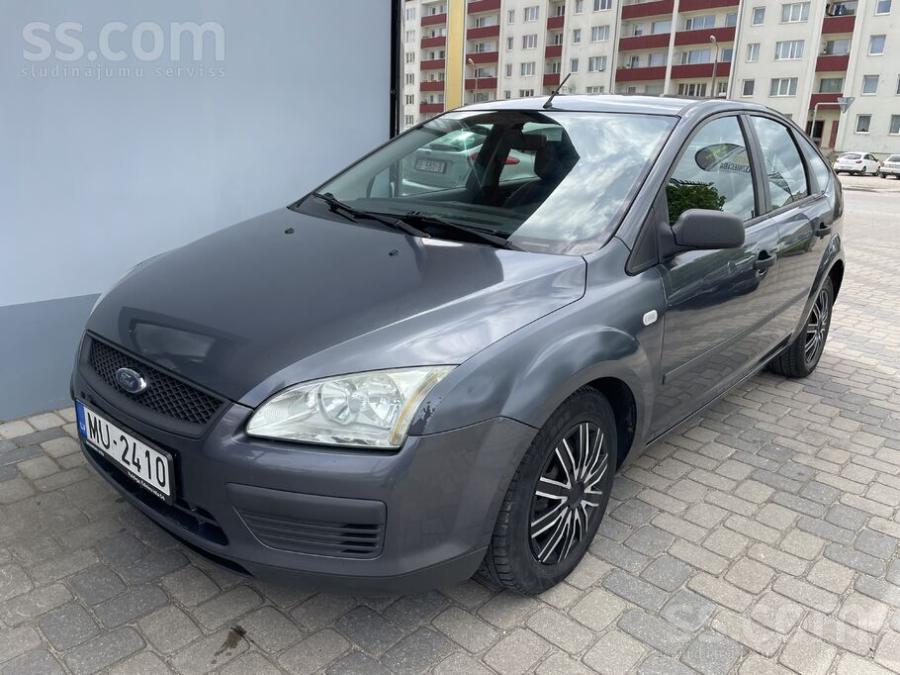 Pelēks Ford Focus 2005 Talsi, ar dzinēja tilpumu 1.60 L un nobraukumu 326 tūkst. km par 1650 €, foto 23 vietnē AUTOMOTO.COM.LV