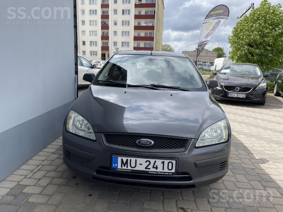 Pelēks Ford Focus 2005 Talsi, ar dzinēja tilpumu 1.60 L un nobraukumu 326 tūkst. km par 1650 €, foto 24 vietnē AUTOMOTO.COM.LV