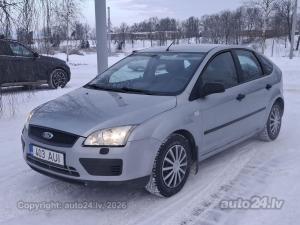 Grey Ford Focus 2005 in Tartu, with an engine capacity of 1.60 L and mileage of 244 thousand km for 1999 €, photo 5 on AUTOMOTO.COM.LV