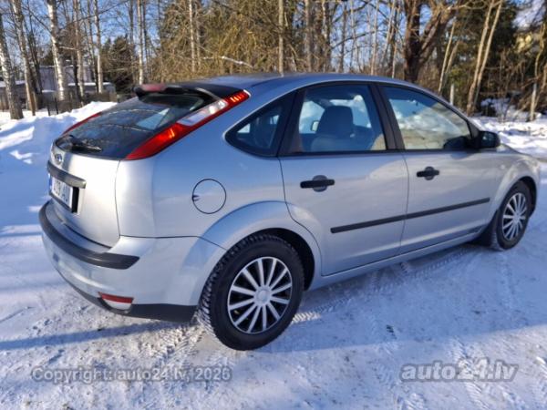 Grey Ford Focus 2005 in Tartu, with an engine capacity of 1.60 L and mileage of 244 thousand km for 1950 €, photo 7 on AUTOMOTO.COM.LV