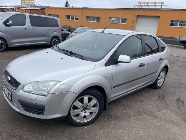 Pelēks Ford Focus 2005 Alīta, ar dzinēja tilpumu 1.60 L un nobraukumu 240 tūkst. km par 1200 €, foto 7 vietnē AUTOMOTO.COM.LV