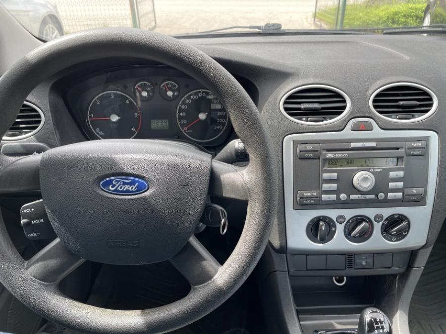 Grey Ford Focus 2005 in Riga, with an engine capacity of 1.60 L and mileage of 326 thousand km for 1850 €, photo 14 on AUTOMOTO.COM.LV