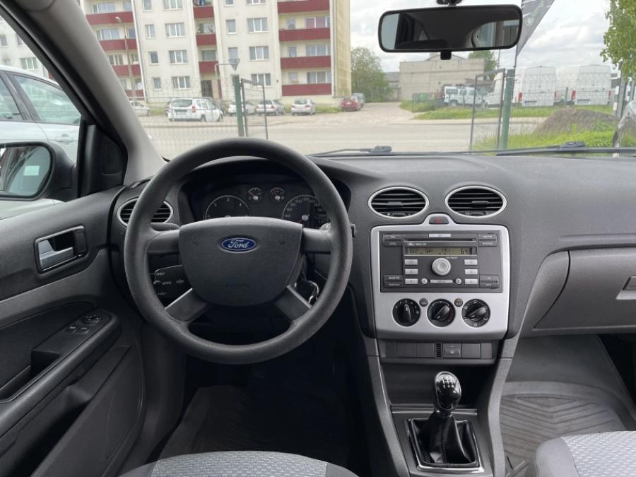 Grey Ford Focus 2005 in Riga, with an engine capacity of 1.60 L and mileage of 326 thousand km for 1850 €, photo 21 on AUTOMOTO.COM.LV