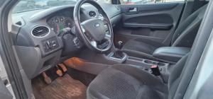 Grey Ford Focus 2005 in Valmiera, with an engine capacity of 1.60 L and mileage of 204 thousand km for 1150 €, photo 11 on AUTOMOTO.COM.LV