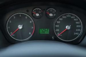 Grey Ford Focus 2005 in Liepaja, with an engine capacity of 1.60 L and mileage of 140 thousand km for 2200 €, photo 17 on AUTOMOTO.COM.LV