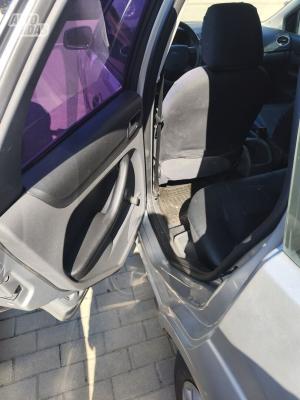 Pelēks Ford Focus 2005 Gargždai, ar dzinēja tilpumu 1.60 L un nobraukumu 218 tūkst. km par 1499 €, foto 5 vietnē AUTOMOTO.COM.LV