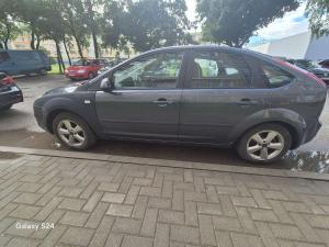 Pelēks Ford Focus 2005 Kauņa, ar dzinēja tilpumu 1.60 L un nobraukumu 215 tūkst. km par 900 €, foto 6 vietnē AUTOMOTO.COM.LV