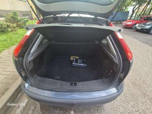 Pelēks Ford Focus 2005 Kauņa, ar dzinēja tilpumu 1.60 L un nobraukumu 215 tūkst. km par 900 €, foto 8 vietnē AUTOMOTO.COM.LV