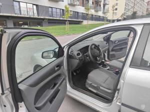 Pelēks Ford Focus 2005 Viļņa, ar dzinēja tilpumu 1.60 L un nobraukumu 240 tūkst. km par 600 €, foto 8 vietnē AUTOMOTO.COM.LV