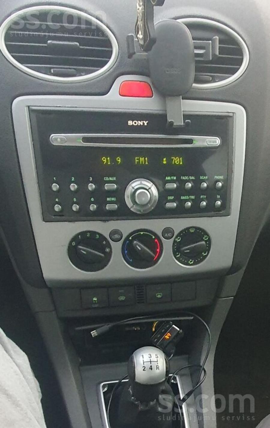 Pelēks Ford Focus 2005 Jelgava, ar dzinēja tilpumu 1.60 L un nobraukumu 361 tūkst. km par 1250 €, foto 11 vietnē AUTOMOTO.COM.LV