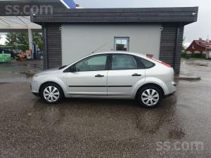 Grey Ford Focus 2005 in Jelgava, with an engine capacity of 1.60 L and mileage of 361 thousand km for 1150 €, photo 4 on AUTOMOTO.COM.LV