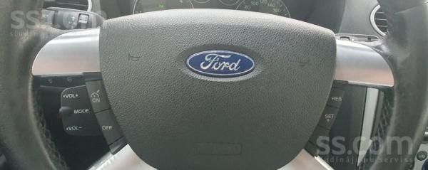 Grey Ford Focus 2005 in Jelgava, with an engine capacity of 1.60 L and mileage of 361 thousand km for 1150 €, photo 11 on AUTOMOTO.COM.LV