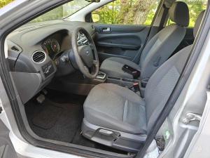 Pelēks Ford Focus 2005 Viļņa, ar dzinēja tilpumu 1.60 L un nobraukumu 240 tūkst. km par 1450 €, foto 10 vietnē AUTOMOTO.COM.LV