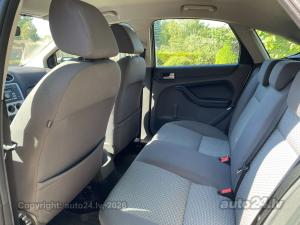 Grey Ford Focus 2006 in Tallinn, with an engine capacity of 1.60 L and mileage of 253 thousand km for 2200 €, photo 10 on AUTOMOTO.COM.LV