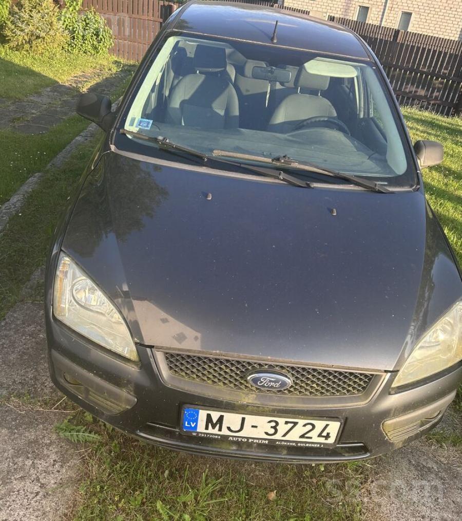 Pelēks Ford Focus 2006 Gulbene, ar dzinēja tilpumu 1.60 L un nobraukumu 269 tūkst. km par 350 €, foto 4 vietnē AUTOMOTO.COM.LV