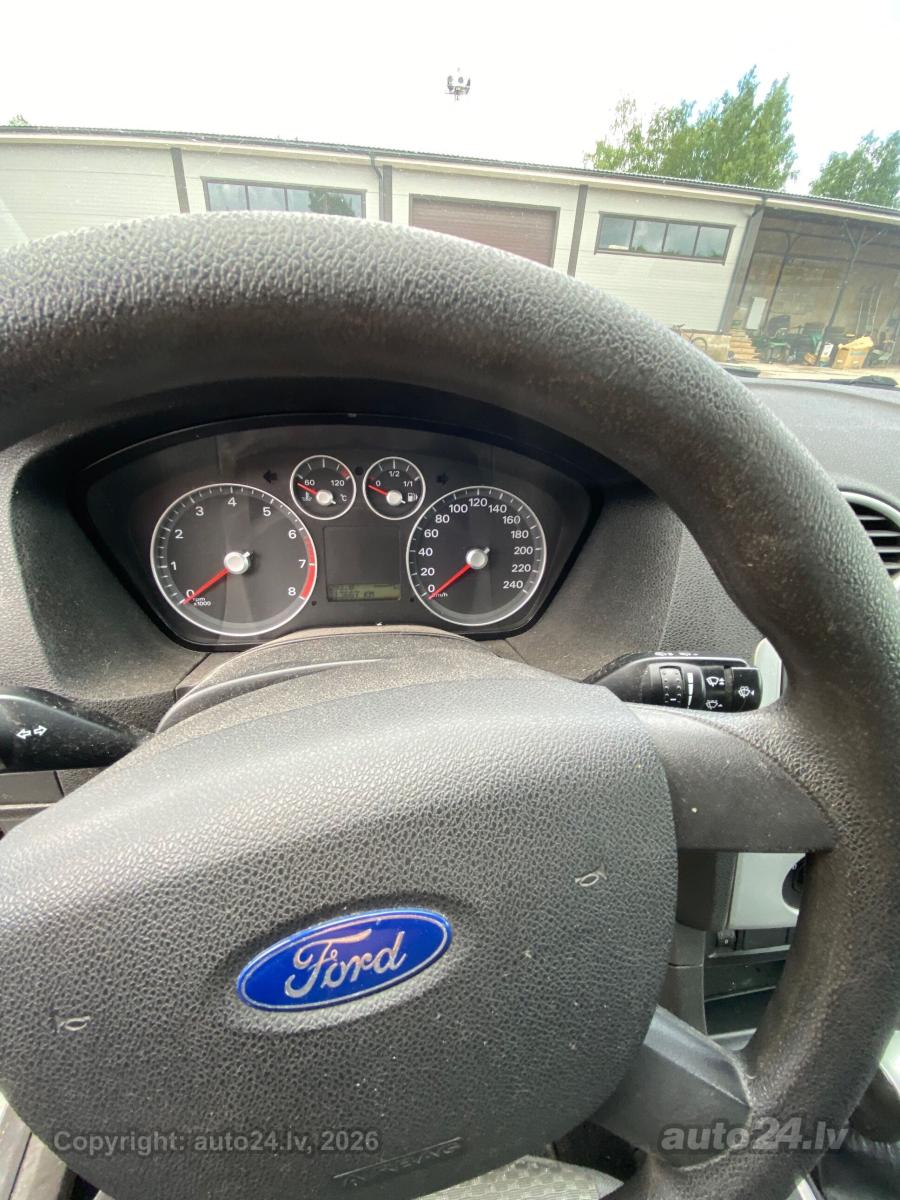 Pelēks Ford Focus 2006 Tallina, ar dzinēja tilpumu 1.60 L un nobraukumu 313 tūkst. km par 1200 €, foto 8 vietnē AUTOMOTO.COM.LV