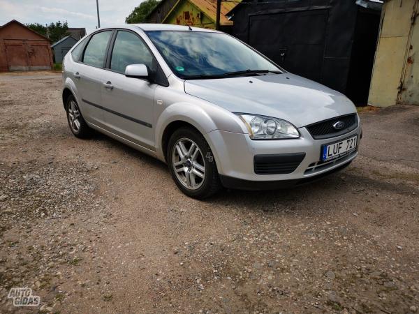 Grey Ford Focus 2006 in Marijampole, with an engine capacity of 1.60 L and mileage of 165 thousand km for 1000 €, photo 6 on AUTOMOTO.COM.LV