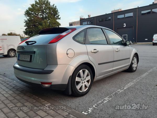 Grey Ford Focus 2006 in Tallinn, with an engine capacity of 1.60 L and mileage of 199 thousand km for 1200 €, photo 3 on AUTOMOTO.COM.LV