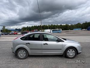 Grey Ford Focus 2006 in Rapla, with an engine capacity of 1.60 L and mileage of 253 thousand km for 1200 €, photo 6 on AUTOMOTO.COM.LV