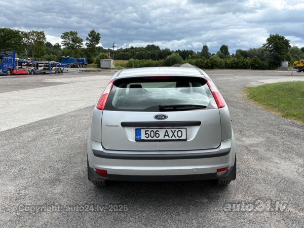 Pelēks Ford Focus 2006 Rapla, ar dzinēja tilpumu 1.60 L un nobraukumu 253 tūkst. km par 1200 €, foto 8 vietnē AUTOMOTO.COM.LV