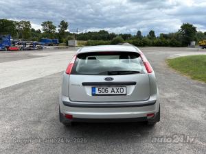 Grey Ford Focus 2006 in Rapla, with an engine capacity of 1.60 L and mileage of 253 thousand km for 1200 €, photo 9 on AUTOMOTO.COM.LV