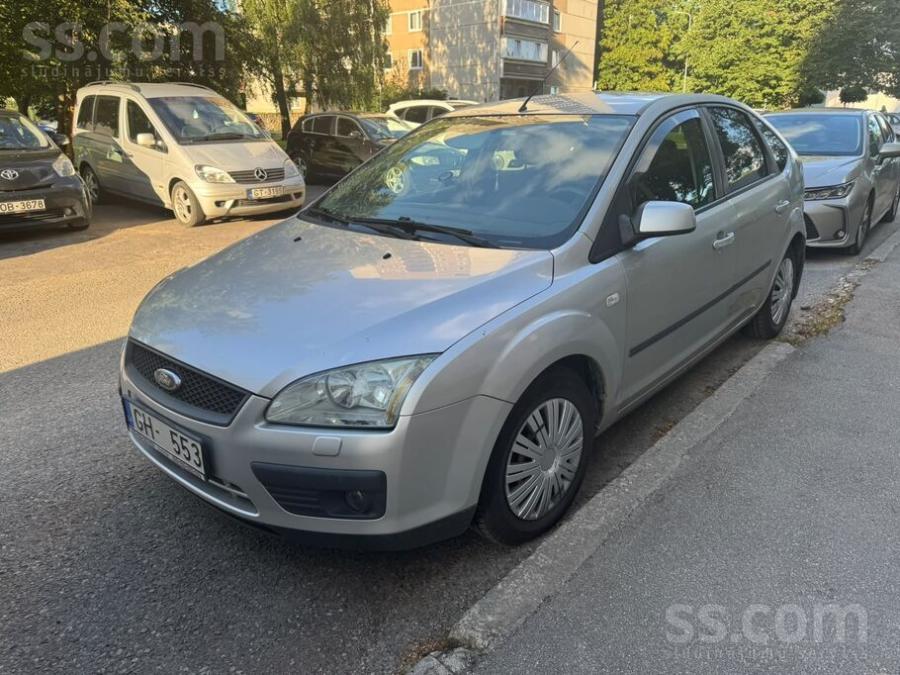 Grey Ford Focus 2006 in Riga, with an engine capacity of 1.60 L and mileage of 215 thousand km for 700 €, photo 6 on AUTOMOTO.COM.LV