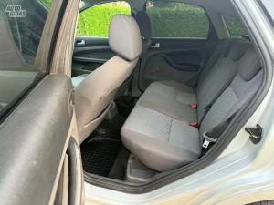 Pelēks Ford Focus 2006 Anykščiai, ar dzinēja tilpumu 1.60 L un nobraukumu 238 tūkst. km par 1850 €, foto 11 vietnē AUTOMOTO.COM.LV