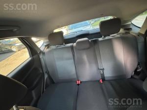 Pelēks Ford Focus 2006 Rīga, ar dzinēja tilpumu 1.60 L un nobraukumu 215 tūkst. km par 700 €, foto 3 vietnē AUTOMOTO.COM.LV