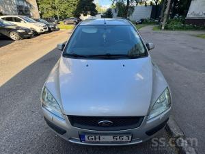 Pelēks Ford Focus 2006 Rīga, ar dzinēja tilpumu 1.60 L un nobraukumu 215 tūkst. km par 700 €, foto 6 vietnē AUTOMOTO.COM.LV