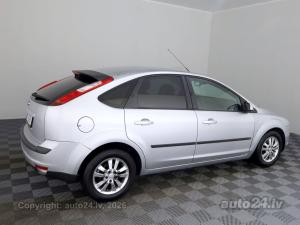Серый Форд Фокус 2006 в Таллин, объемом двигателя 1.60 л и пробегом 227 тыс. км за 899 €, фото 4 на AUTOMOTO.COM.LV