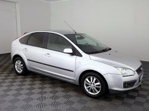 Pelēks Ford Focus 2006 Tallina, ar dzinēja tilpumu 1.60 L un nobraukumu 227 tūkst. km par 899 €, foto 1 vietnē AUTOMOTO.COM.LV