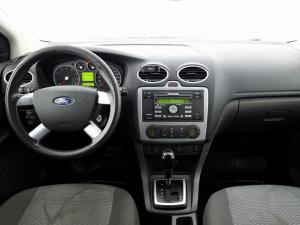 Pelēks Ford Focus 2006 Tallina, ar dzinēja tilpumu 1.60 L un nobraukumu 227 tūkst. km par 899 €, foto 13 vietnē AUTOMOTO.COM.LV