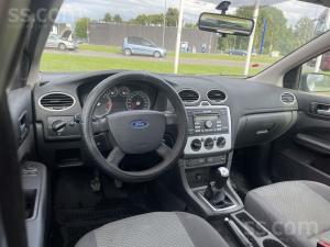 Grey Ford Focus 2006 in Jelgava, with an engine capacity of 1.60 L and mileage of 258 thousand km for 1300 €, photo 7 on AUTOMOTO.COM.LV