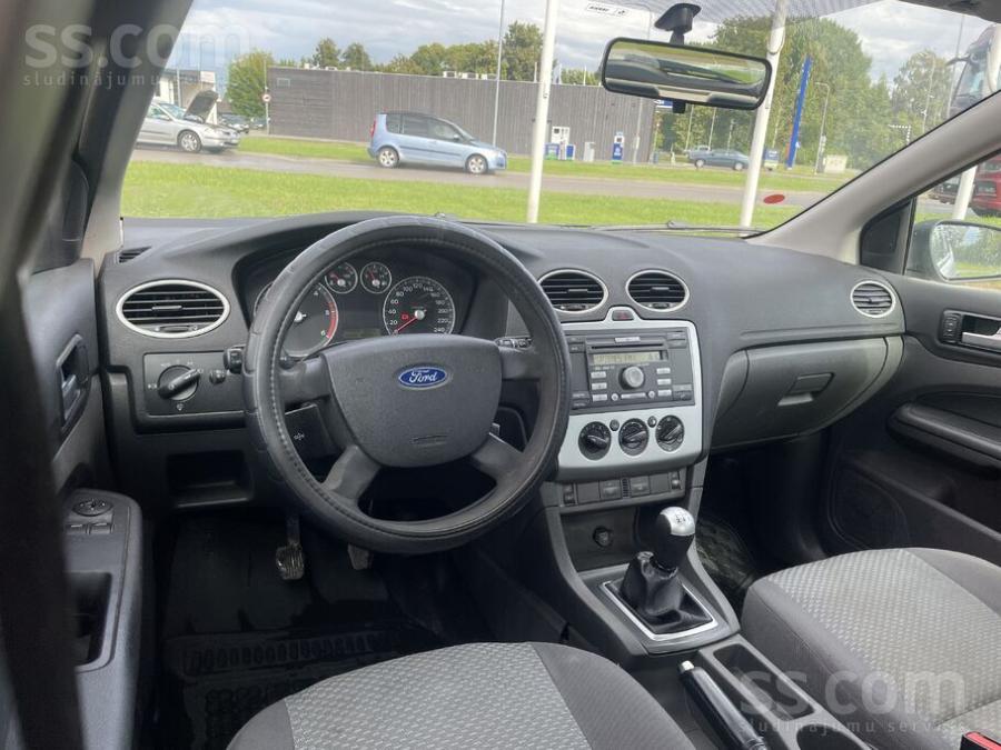 Grey Ford Focus 2006 in Jelgava, with an engine capacity of 1.60 L and mileage of 258 thousand km for 1300 €, photo 7 on AUTOMOTO.COM.LV