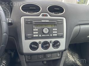 Grey Ford Focus 2006 in Jelgava, with an engine capacity of 1.60 L and mileage of 258 thousand km for 1300 €, photo 14 on AUTOMOTO.COM.LV