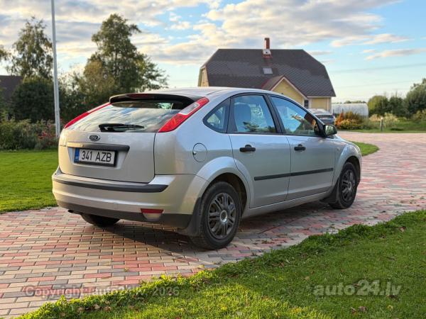 Форд Фокус 2006 в Таллин на AUTOMOTO.COM.LV Серый Форд Фокус 2006 в Таллин, объемом двигателя 1.60 л и пробегом 149 тыс. км за 999 €, фото 5 на AUTOMOTO.COM.LV