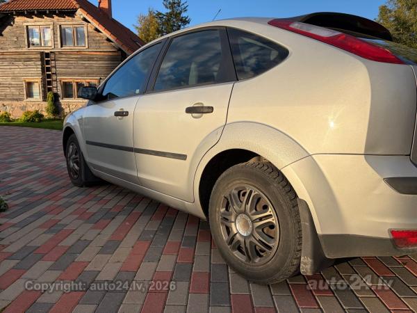 Форд Фокус 2006 в Таллин на AUTOMOTO.COM.LV Серый Форд Фокус 2006 в Таллин, объемом двигателя 1.60 л и пробегом 149 тыс. км за 999 €, фото 7 на AUTOMOTO.COM.LV