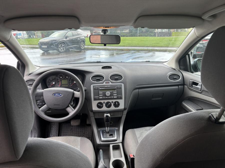 Grey Ford Focus 2006 in Tallinn, with an engine capacity of 0.00 L and mileage of 153 thousand km for 1900 €, photo 6 on AUTOMOTO.COM.LV
