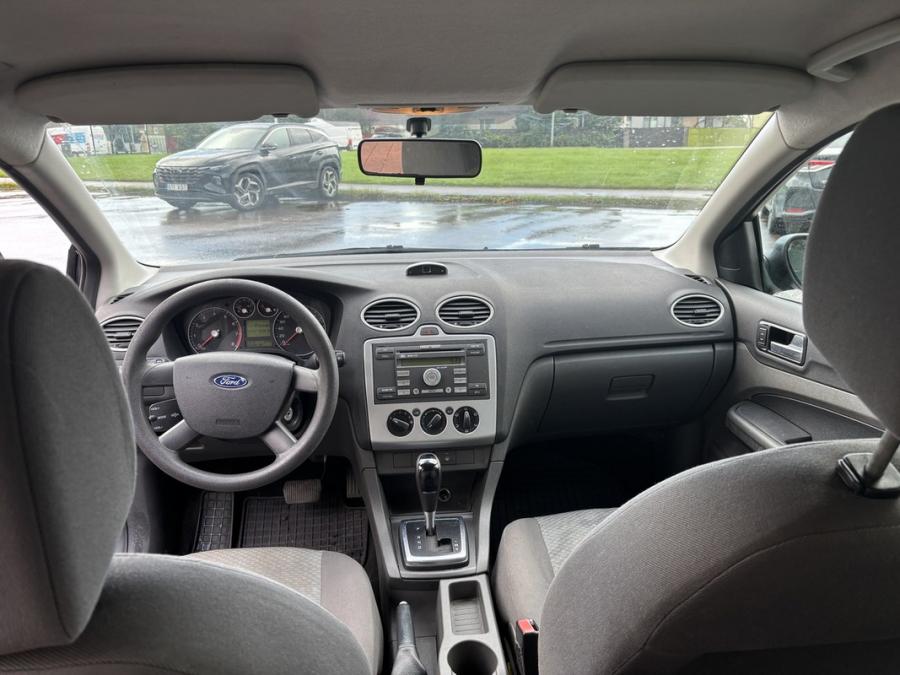 Grey Ford Focus 2006 in Tallinn, with an engine capacity of 0.00 L and mileage of 153 thousand km for 1900 €, photo 12 on AUTOMOTO.COM.LV