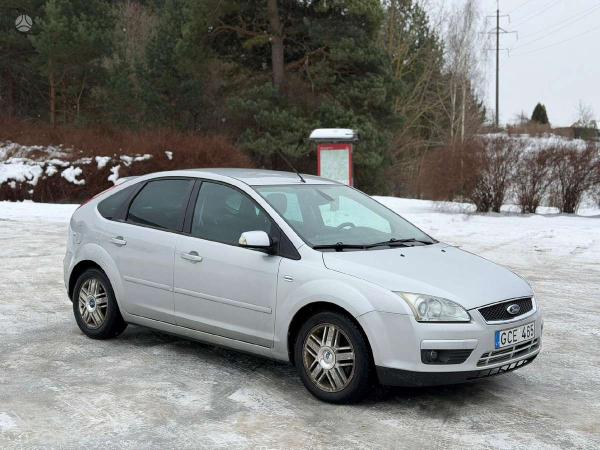 Pelēks Ford Focus 2007 Viļņa, ar dzinēja tilpumu 2.00 L un nobraukumu 280 tūkst. km par 1500 €, foto 2 vietnē AUTOMOTO.COM.LV
