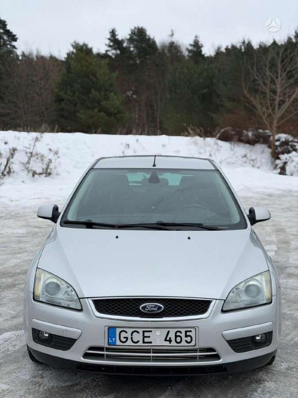 Pelēks Ford Focus 2007 Viļņa, ar dzinēja tilpumu 2.00 L un nobraukumu 280 tūkst. km par 1500 €, foto 6 vietnē AUTOMOTO.COM.LV