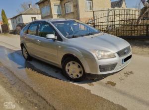 Grey Ford Focus 2007 in Vilkaviskis, with an engine capacity of 1.60 L and mileage of 220 thousand km for 1250 €, photo 4 on AUTOMOTO.COM.LV