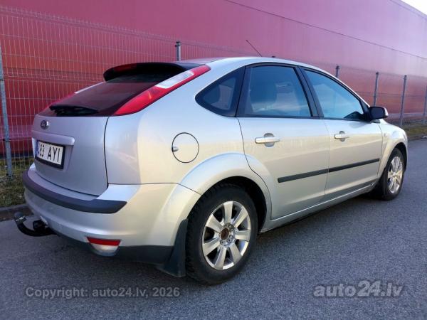 Pelēks Ford Focus 2007 Tartu, ar dzinēja tilpumu 1.60 L un nobraukumu 290 tūkst. km par 890 €, foto 4 vietnē AUTOMOTO.COM.LV