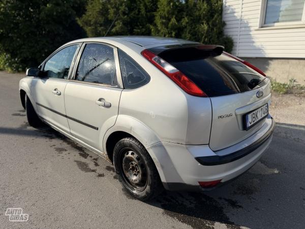 Pelēks Ford Focus 2007 Kauņa, ar dzinēja tilpumu 1.60 L un nobraukumu 400 tūkst. km par 600 €, foto 7 vietnē AUTOMOTO.COM.LV