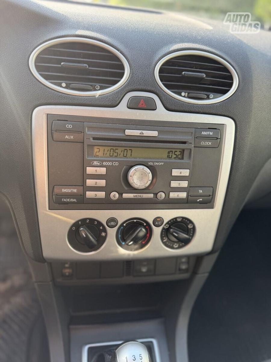 Pelēks Ford Focus 2007 Kauņa, ar dzinēja tilpumu 1.60 L un nobraukumu 400 tūkst. km par 600 €, foto 21 vietnē AUTOMOTO.COM.LV
