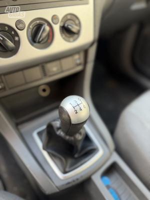 Pelēks Ford Focus 2007 Kauņa, ar dzinēja tilpumu 1.60 L un nobraukumu 400 tūkst. km par 600 €, foto 25 vietnē AUTOMOTO.COM.LV