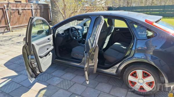 Pelēks Ford Focus 2007 Rīga, ar dzinēja tilpumu 1.80 L un nobraukumu 175 tūkst. km par 1500 €, foto 8 vietnē AUTOMOTO.COM.LV