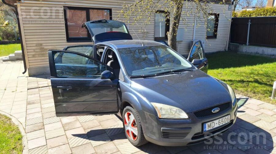 Pelēks Ford Focus 2007 Rīga, ar dzinēja tilpumu 1.80 L un nobraukumu 175 tūkst. km par 1500 €, foto 16 vietnē AUTOMOTO.COM.LV