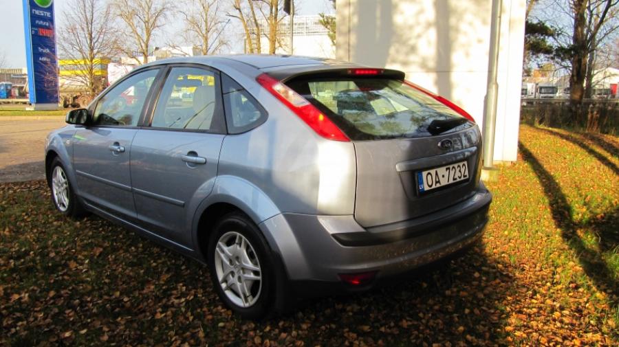 Grey Ford Focus 2007 in Riga, with an engine capacity of 1.60 L and mileage of 154 thousand km for 2250 €, photo 4 on AUTOMOTO.COM.LV